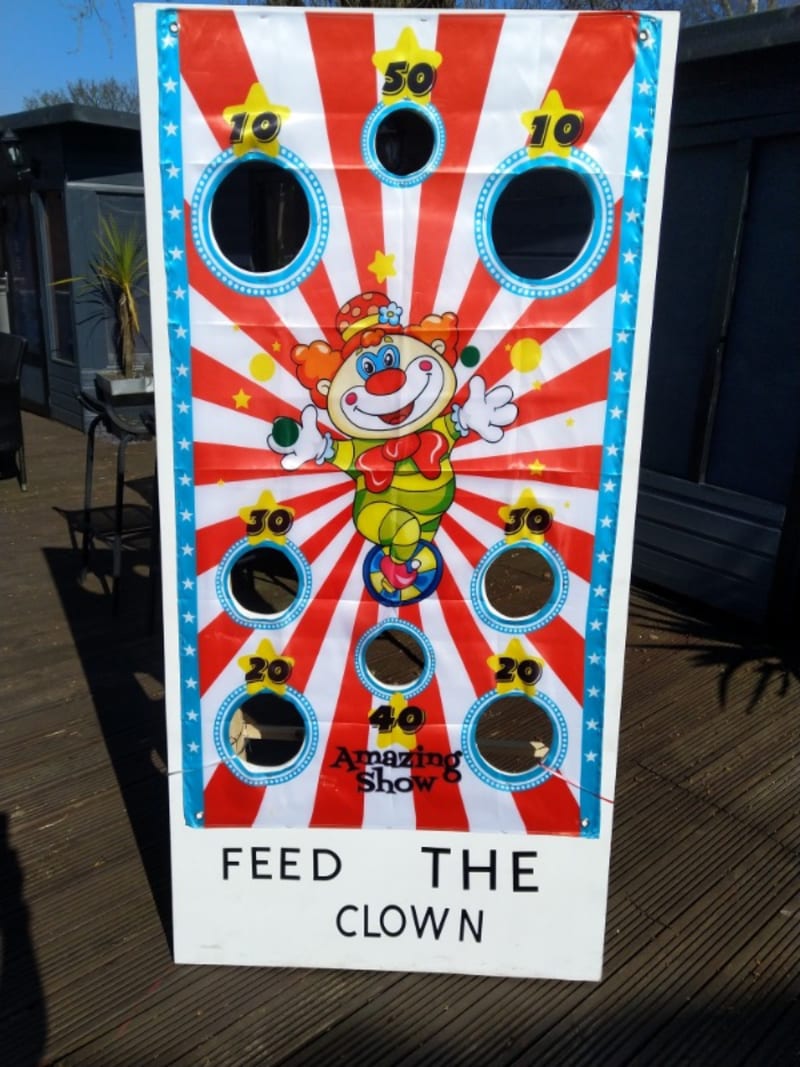 Clown Bean Bag Toss - AH Parties