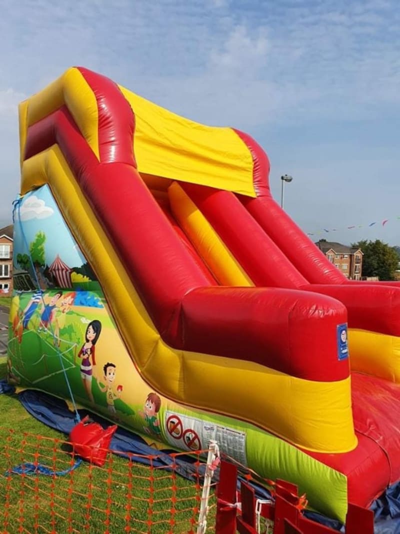20ft X 15ft Red And Yellow Large Slides 20ft High - Infinity Events