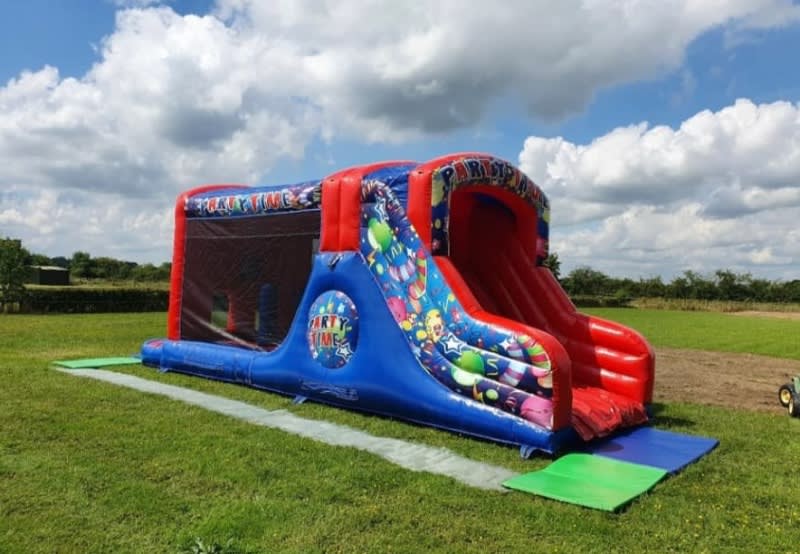 Party Time Adult Fun Run - Inflata-fun | Bouncy Castle Hire ...