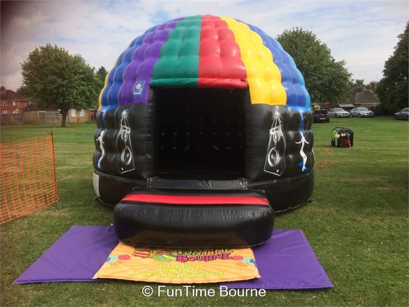 Disco Dome Inflatable Hire Peterborough | Party Pods In Bourne - Its ...