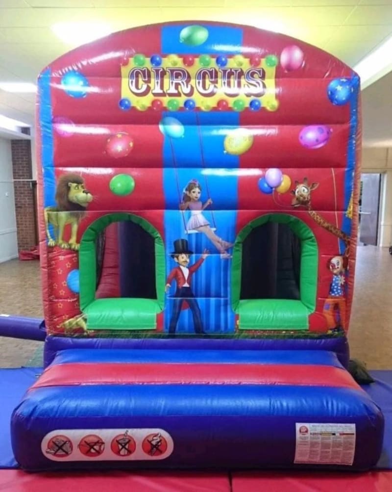 Fun Run - Clown Around Castles | Bouncy Castle Hire & Children's Parties