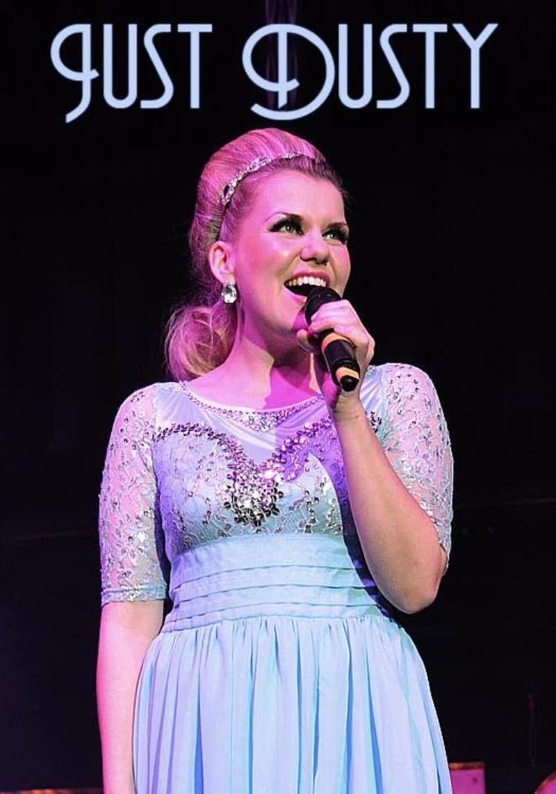 Samantha Lomax - John Bedford entertainments Ltd