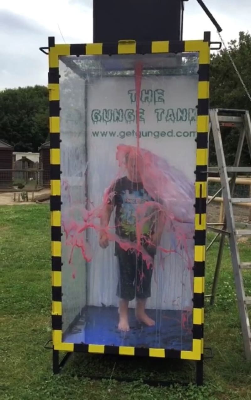 Classic Gunge Tank - Foam Pit Hire