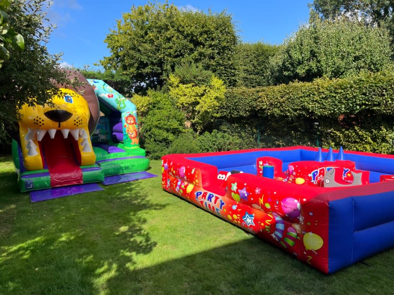 Soft Play Zone - Jaimies Castles, Bouncy Castle & soft play Hire Surrey