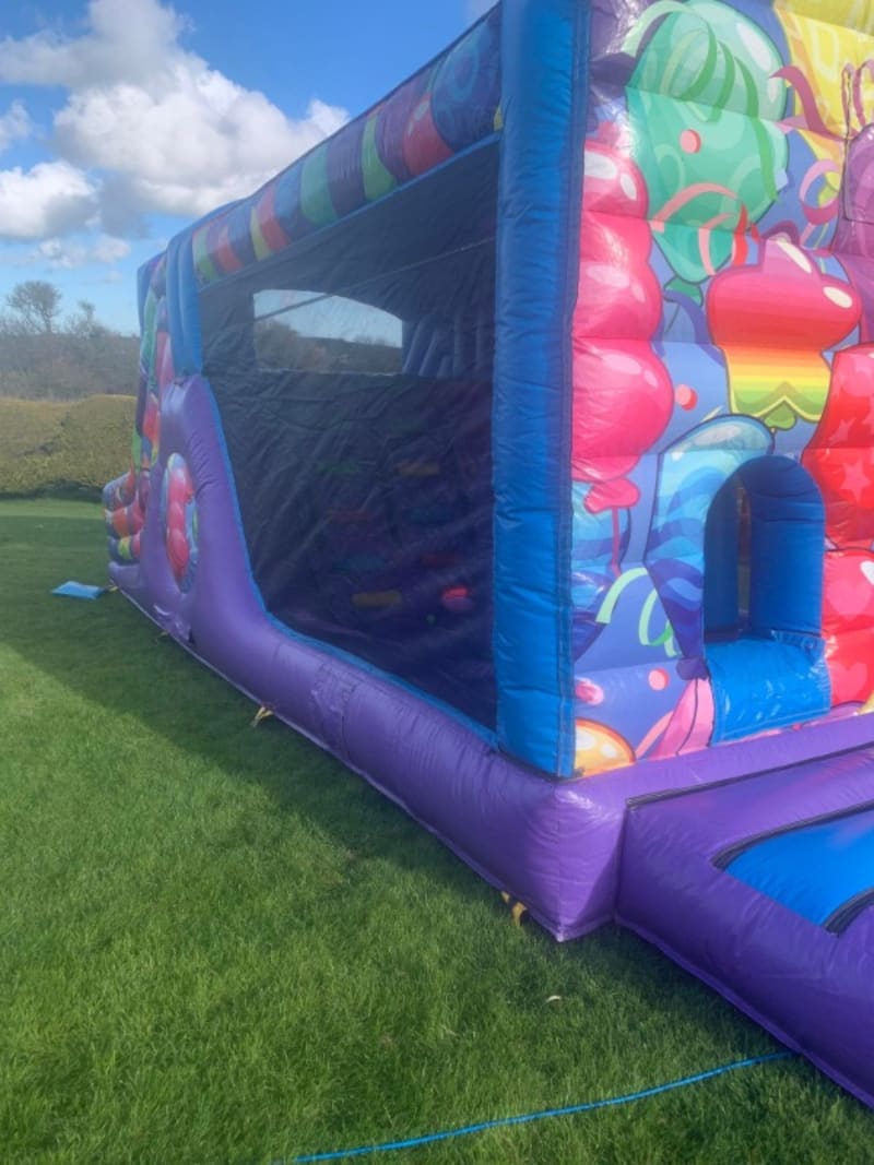 30ft Assault Course - INFLATABLE BOUNCY CASTLE HIRE, PORTAFERRY ...