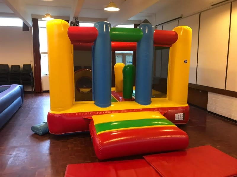 Activity Castle - The Little House of Bounce