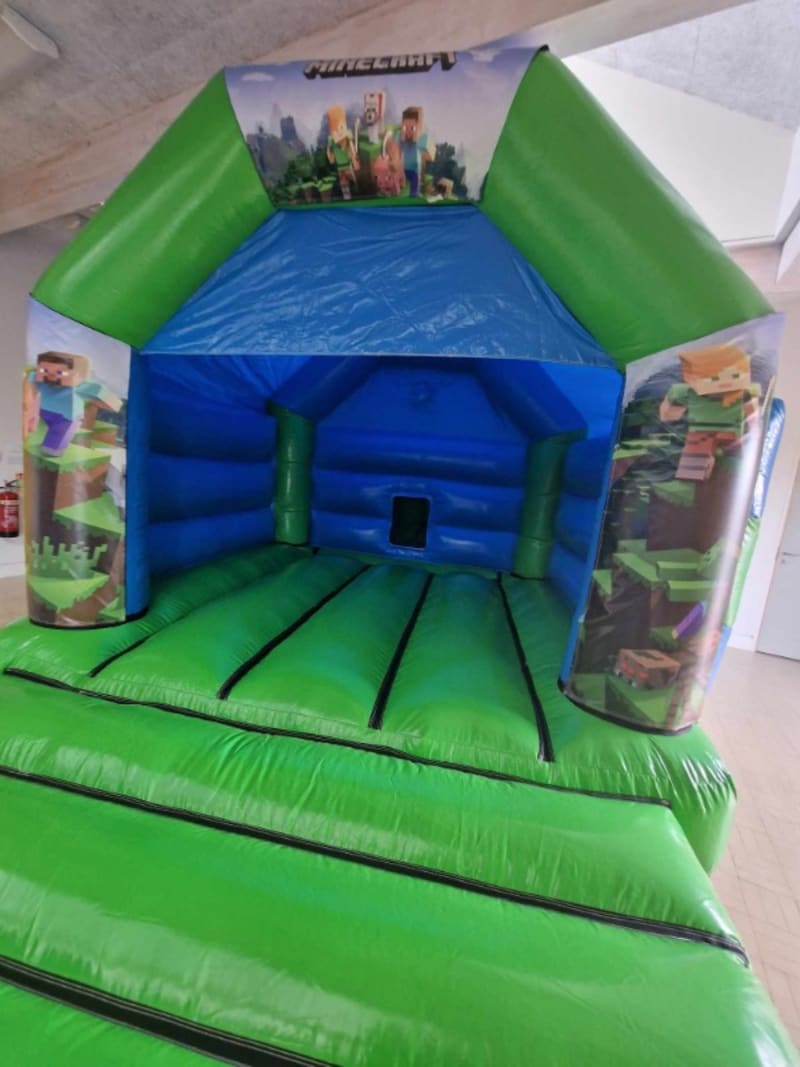 Green Minecraft Bouncy Castle - Funday Kent
