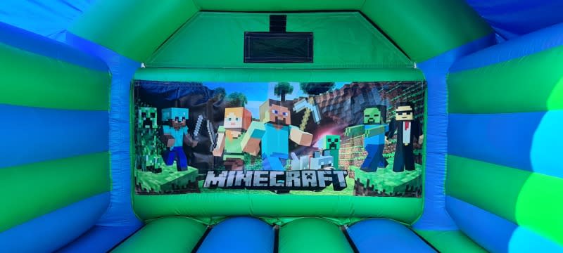 Minecraft Bouncy Castle - Riviera Events