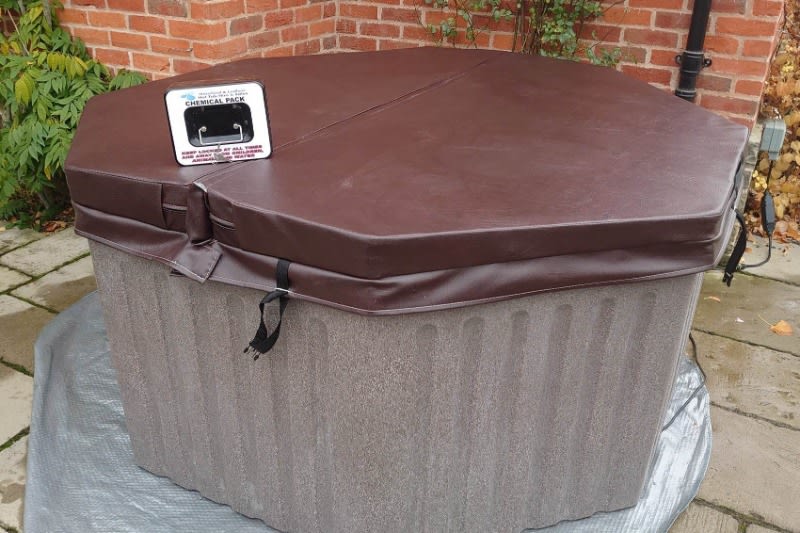 Octagonal Hot Tub Gallery - Hereford Hot Tub Hire