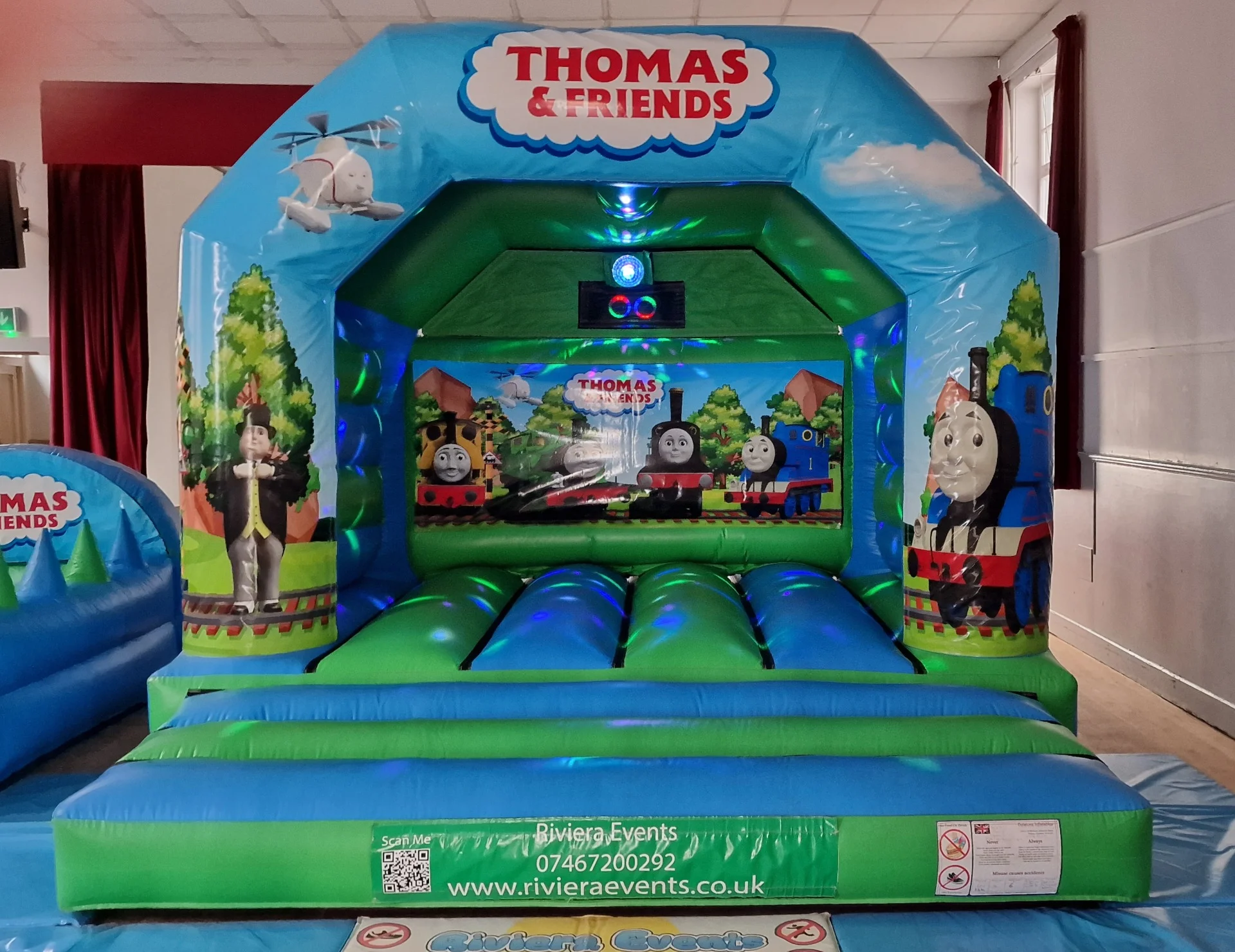 Thomas Disco Bouncy Castle - Riviera Events