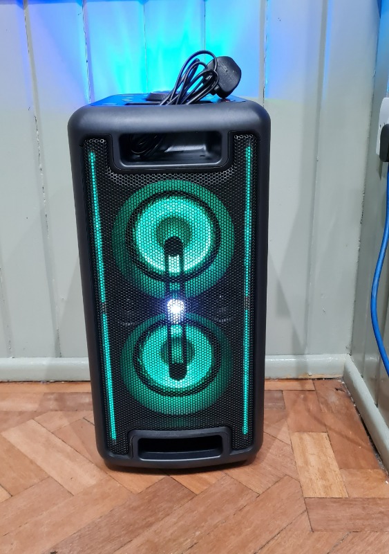 High Volume Sound System With Flashing Lights Alfies Bouncy Castles