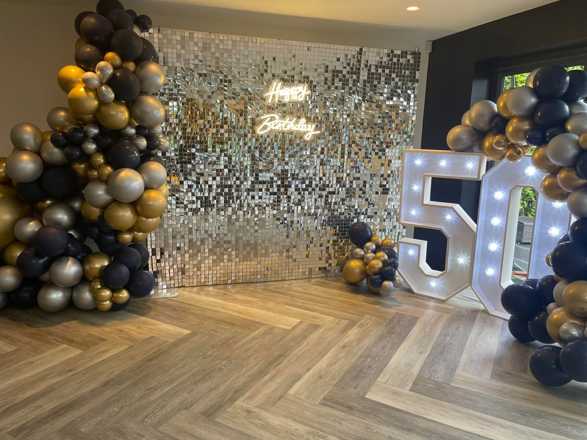 Silver Sequin Wall - Shimmer Wall Hire - London, Essex - Deluxe Flower ...