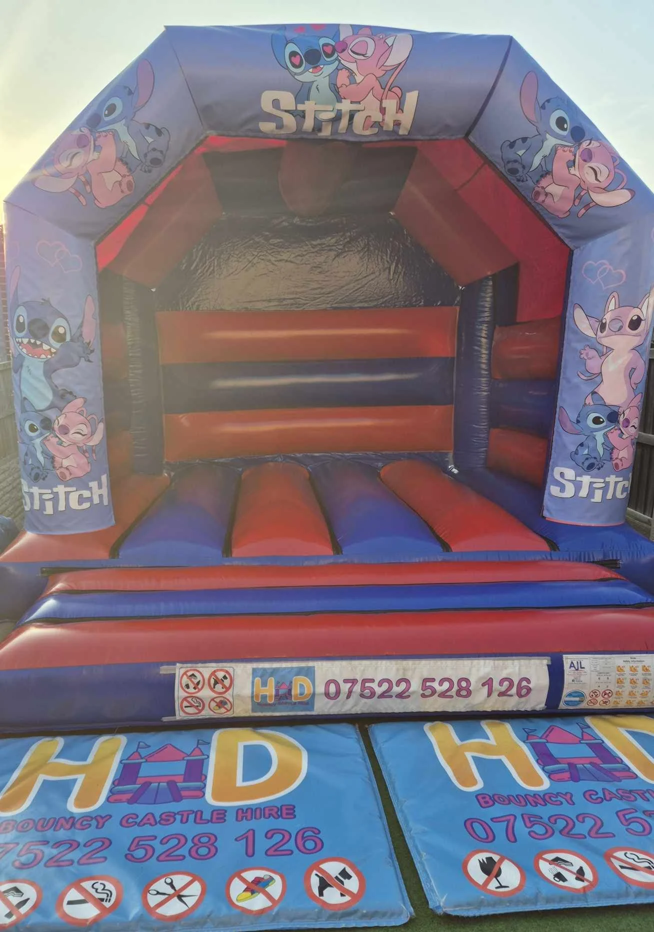 Stitch Red And Blue Bouncy Castle - HD Bouncy Castle Hire