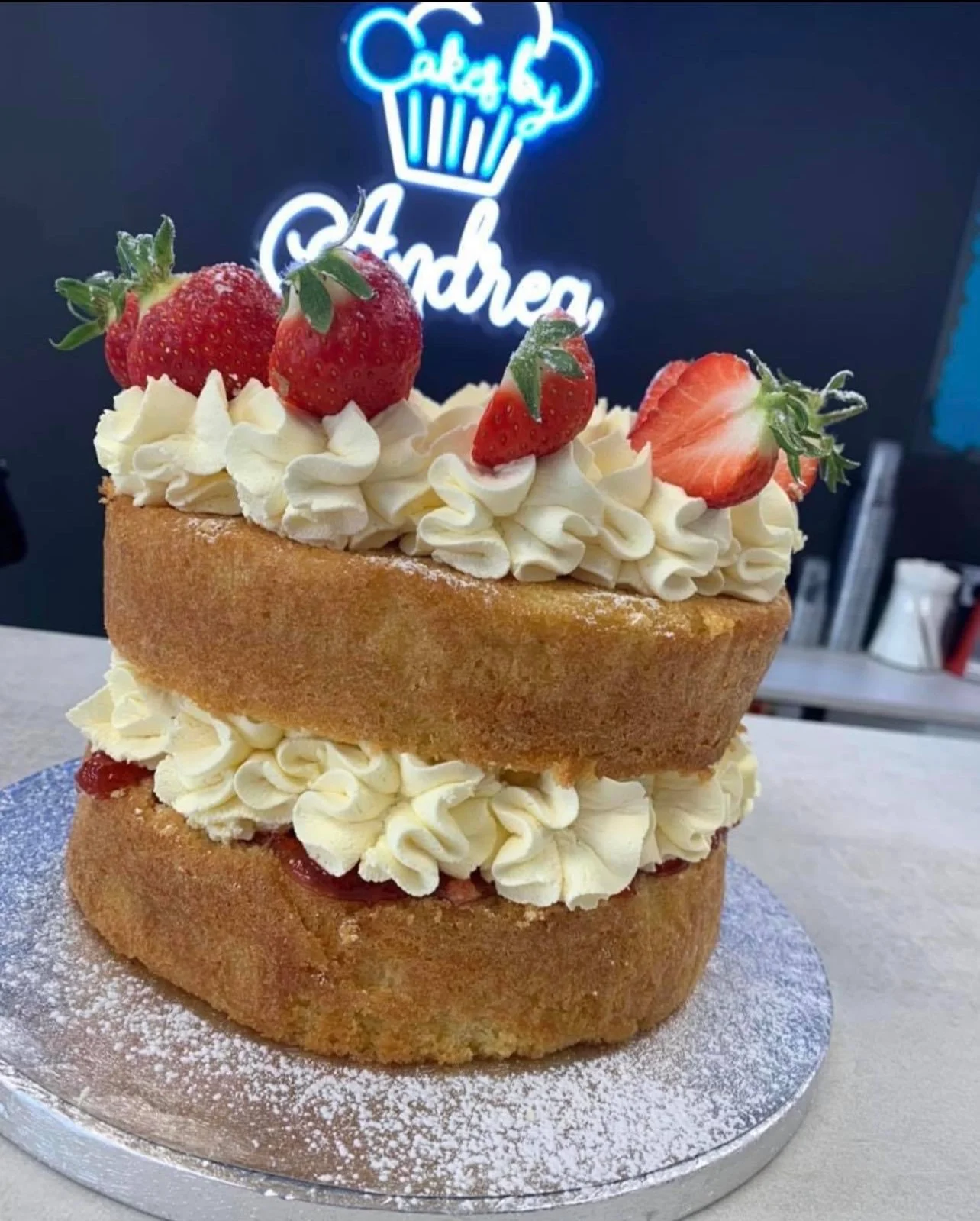 Counter Style Cake - Cakes by Andrea