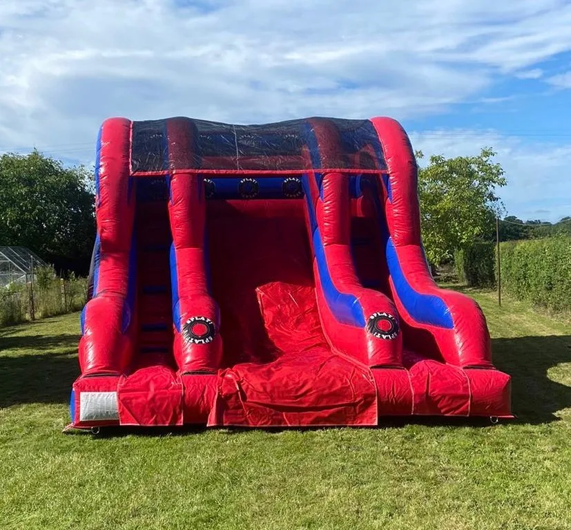 18ft Red And Blue Slide - Inflata-fun | Bouncy Castle Hire ...