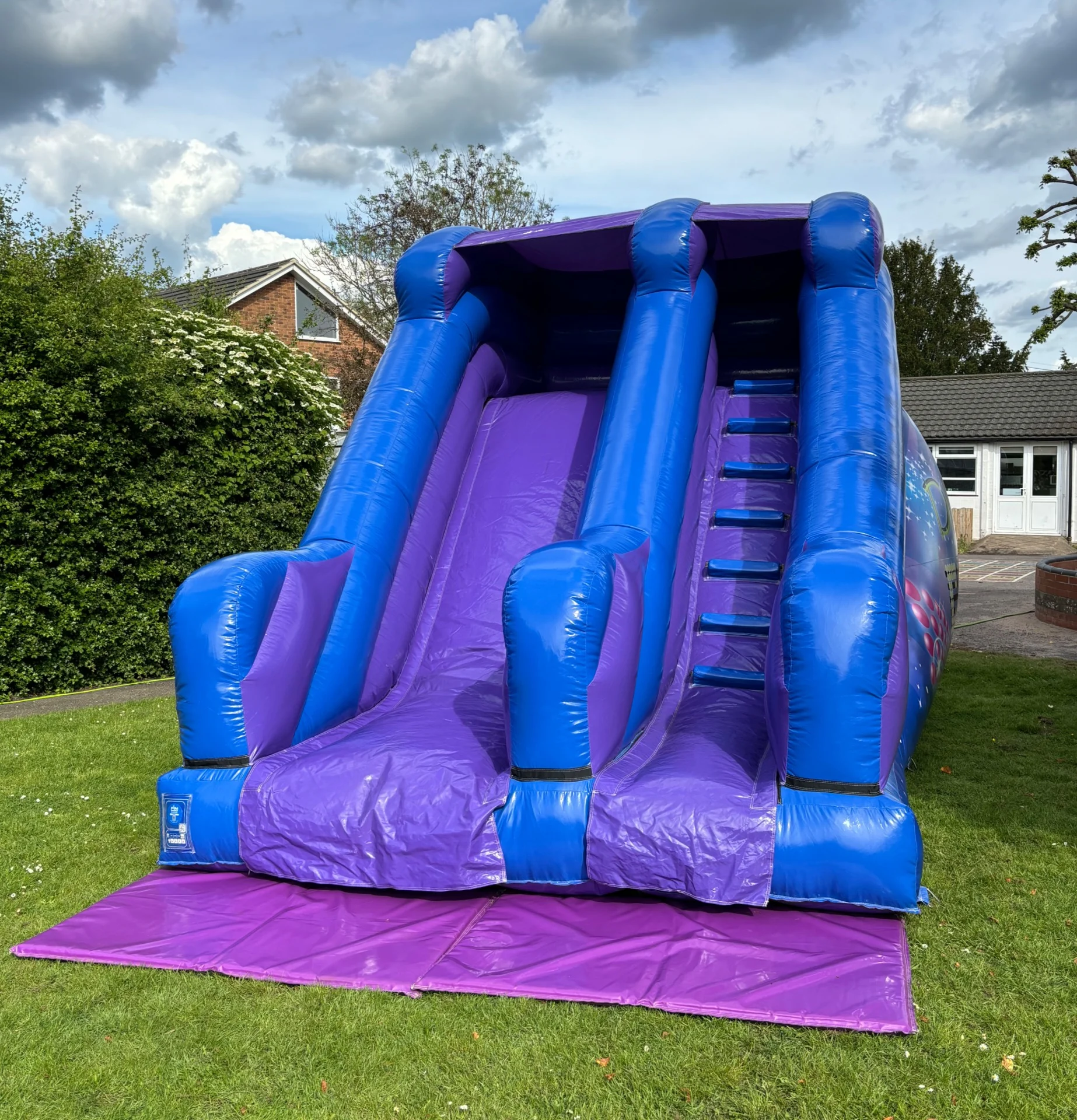 Inflatable Platform Slide Hire Surrey Jaimies Castles, Bouncy Castle ...