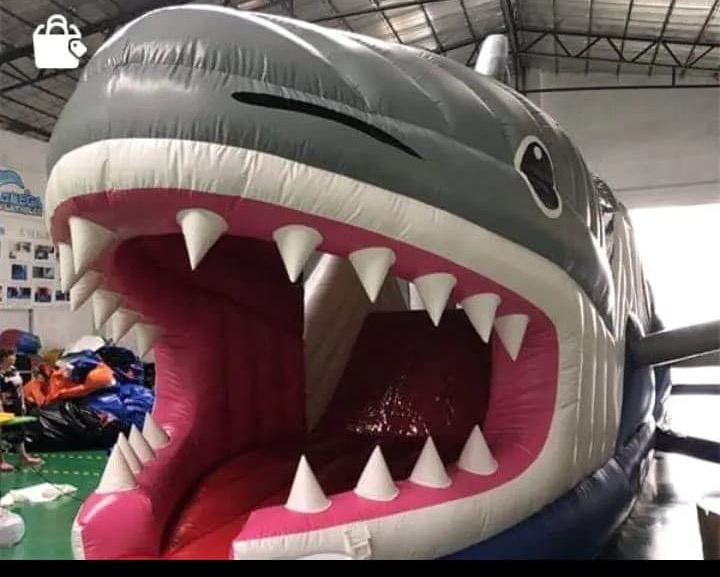 Shark Obstacle Course - SP Bouncy Castles | Bouncy Castle Hire Northern ...