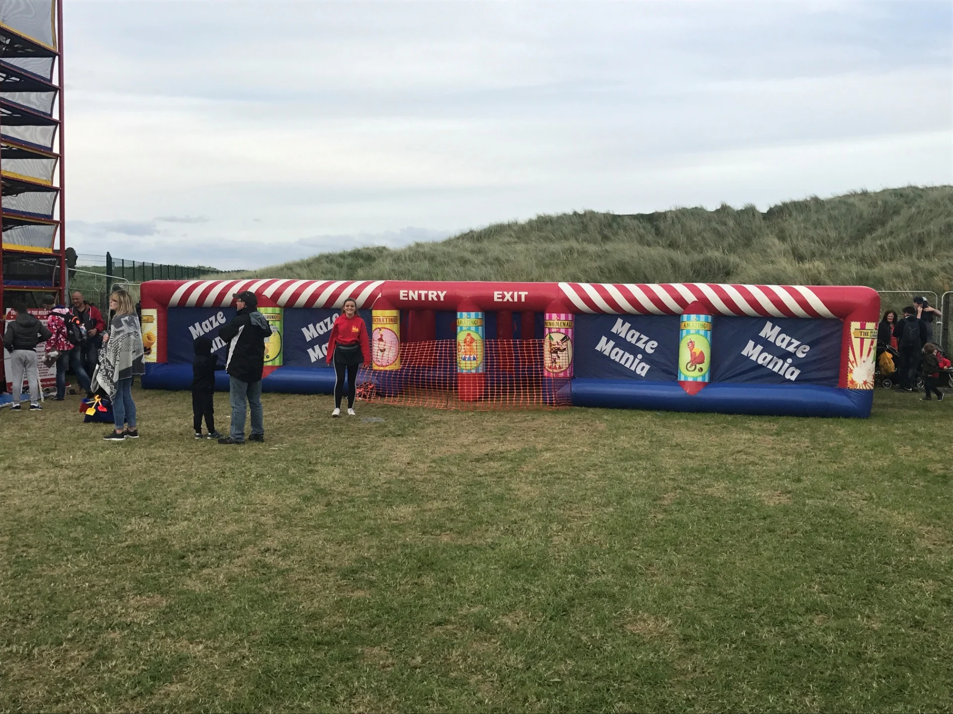 Inflatable Maze For Hire In Northern Ireland - Infinity Events