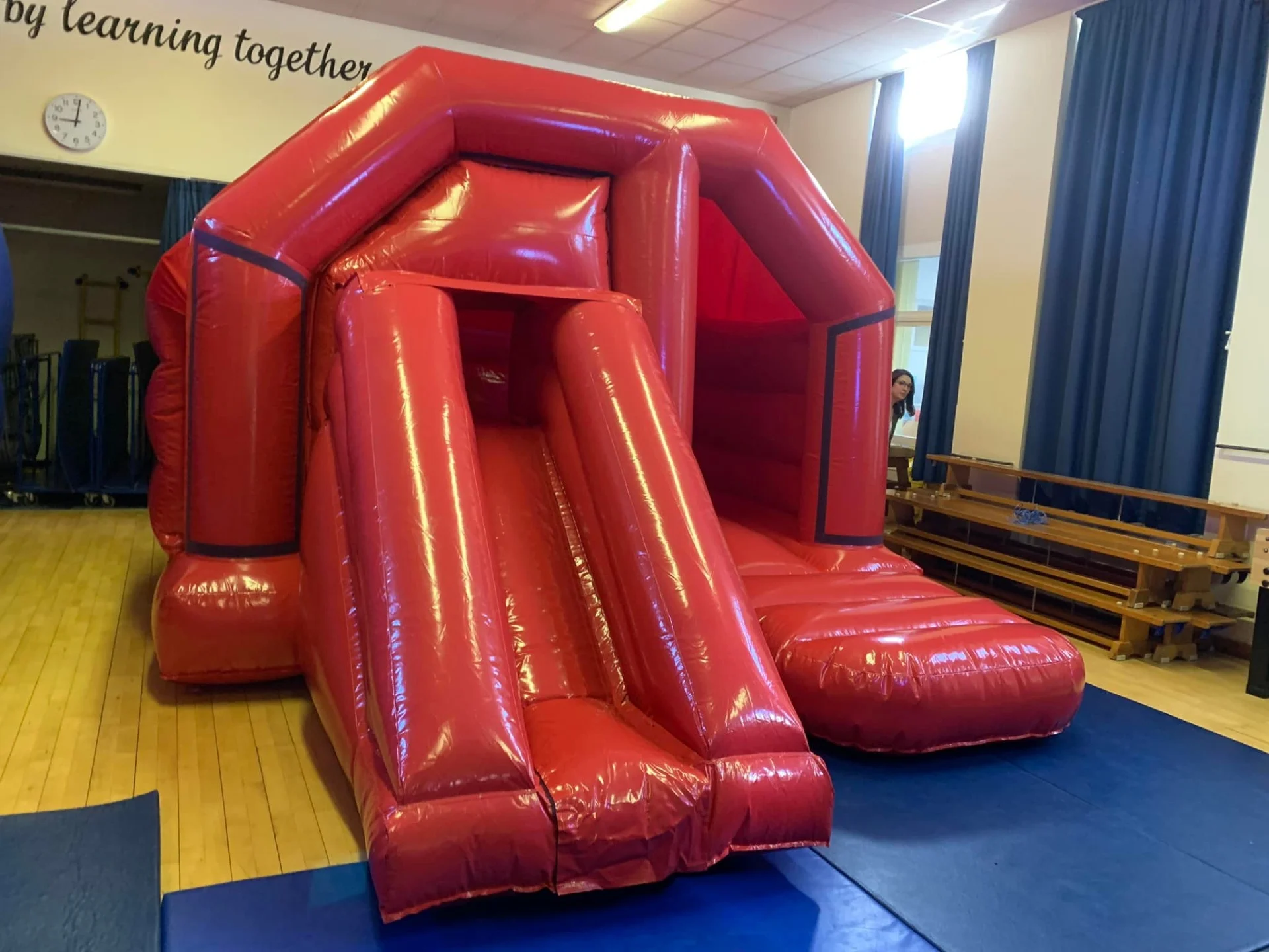 Red Combi TonbridgeBouncyCastles | Bouncy Castle Hire | Tonbridge, Kent