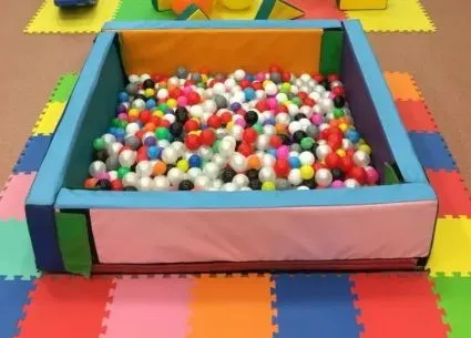 Soft Play Ball Pool - Kids Kingdom Cearphilly