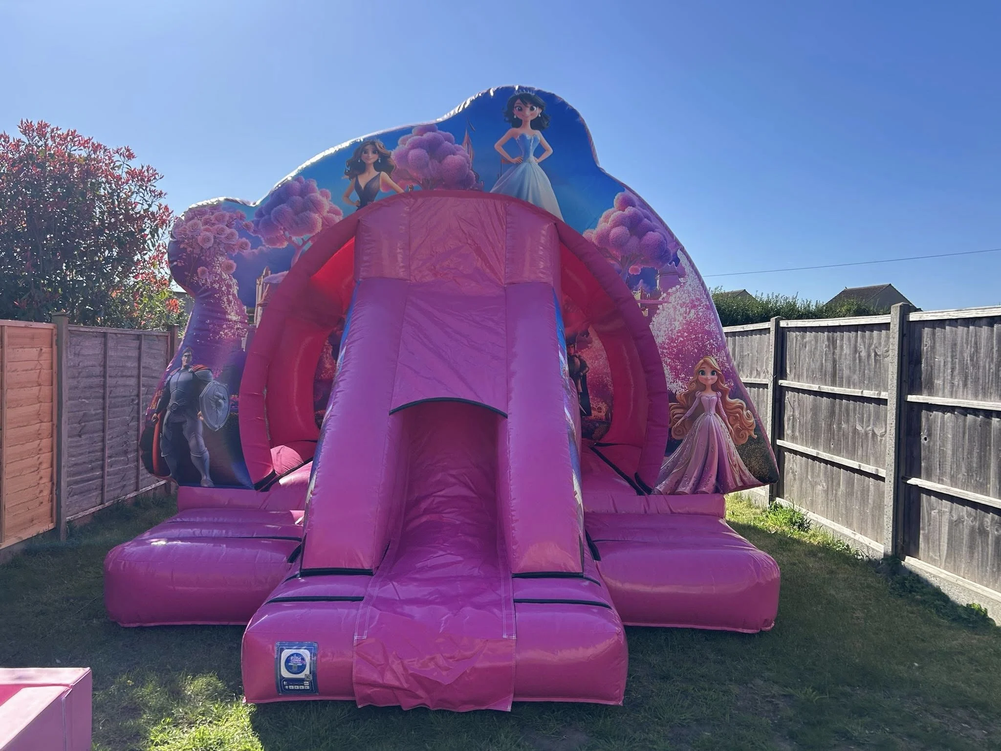 15 X 12ft Princess Contoured Front Slide Combi - A T Amusements