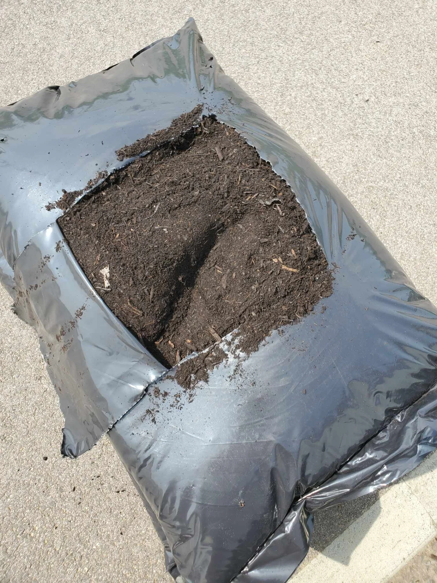 Multi Purpose Compost - Lolas Logs