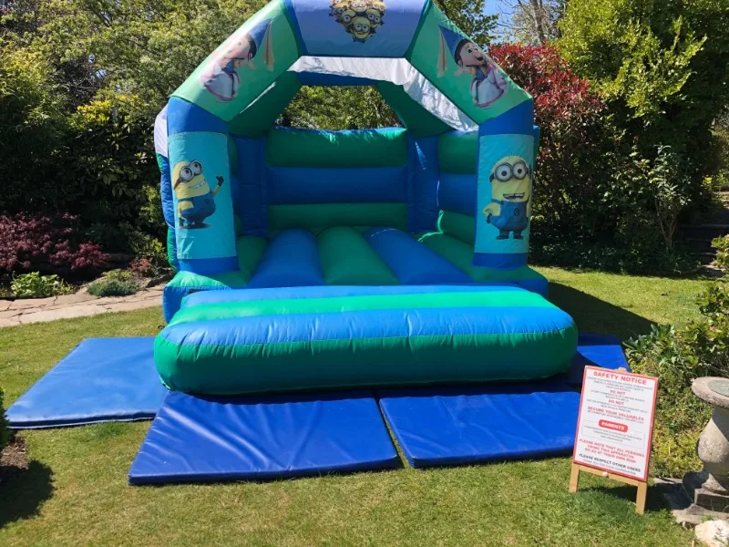 Minions Bouncy Castle - North Devon Events
