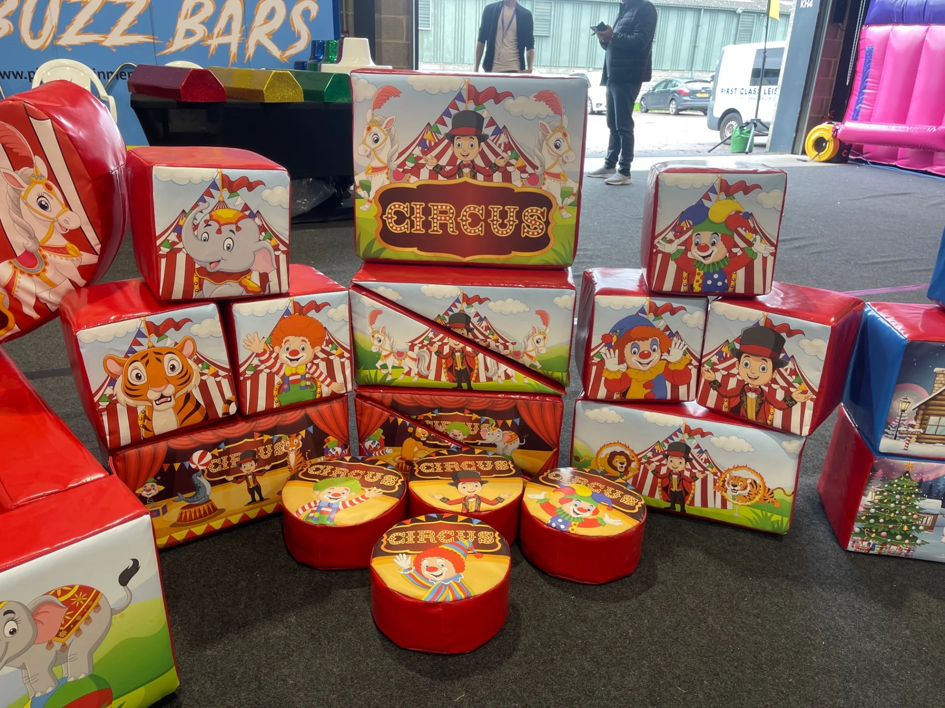 Circus 17 Piece Block Set - Little Big Shapes