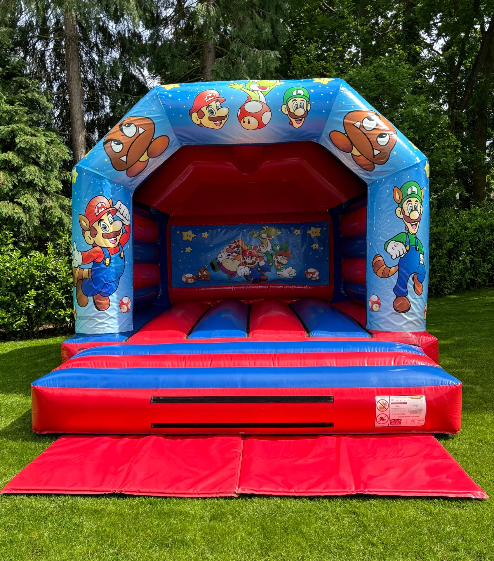 Red And Blue Castle Jaimies Castles, Bouncy Castle & soft play Hire Surrey