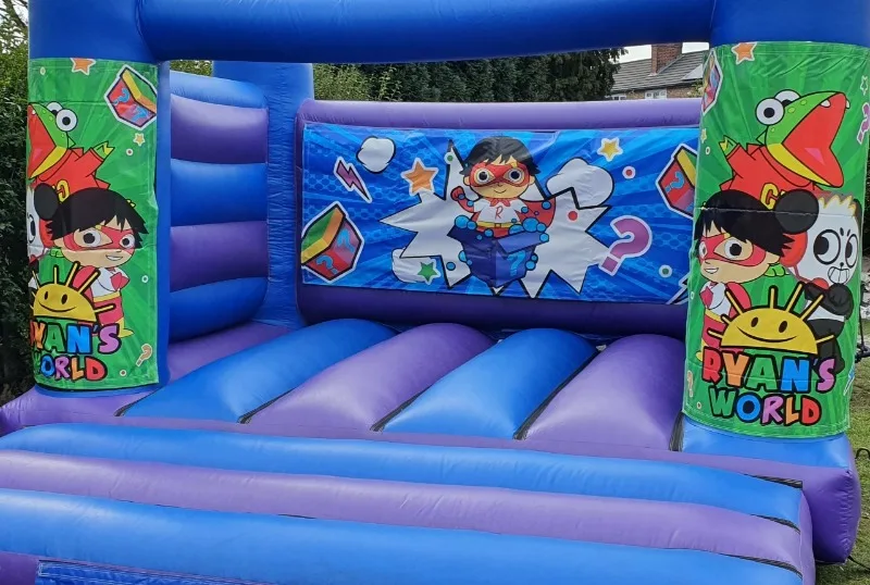Ryans World Bouncy Castle,wythenshawe Best Castle In Town