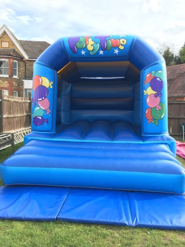 Blue Castle Jaimies Castles, Bouncy Castle & soft play Hire Surrey