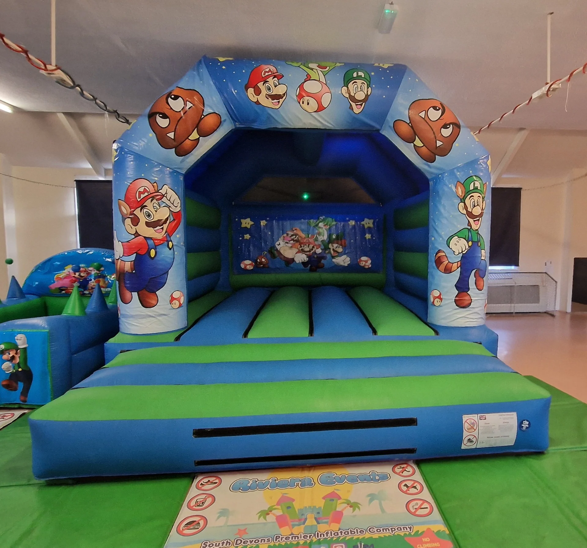 Mario Bouncy Castle - Riviera Events