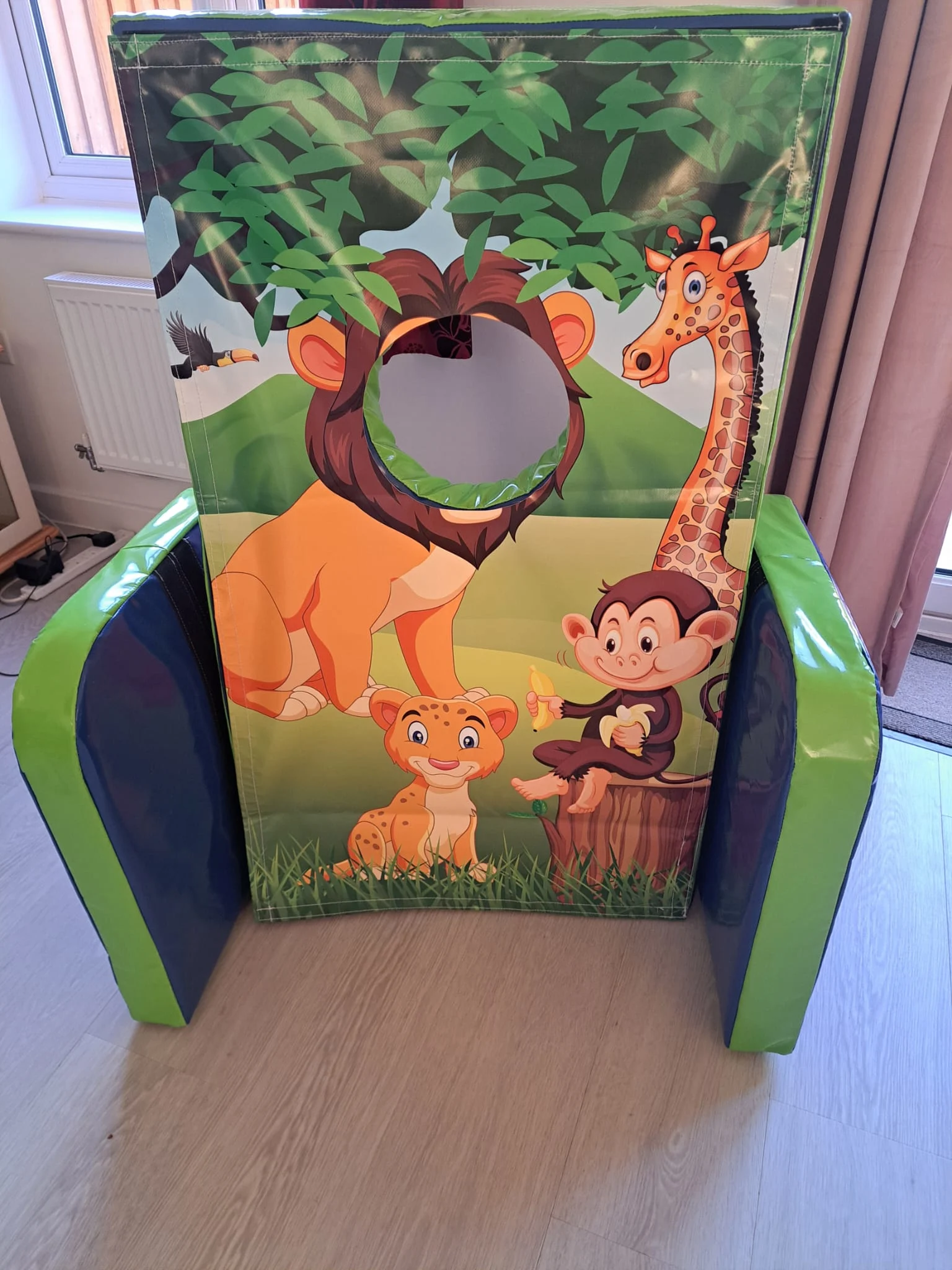 Peek A Boo Board Jungle - Premier Parties