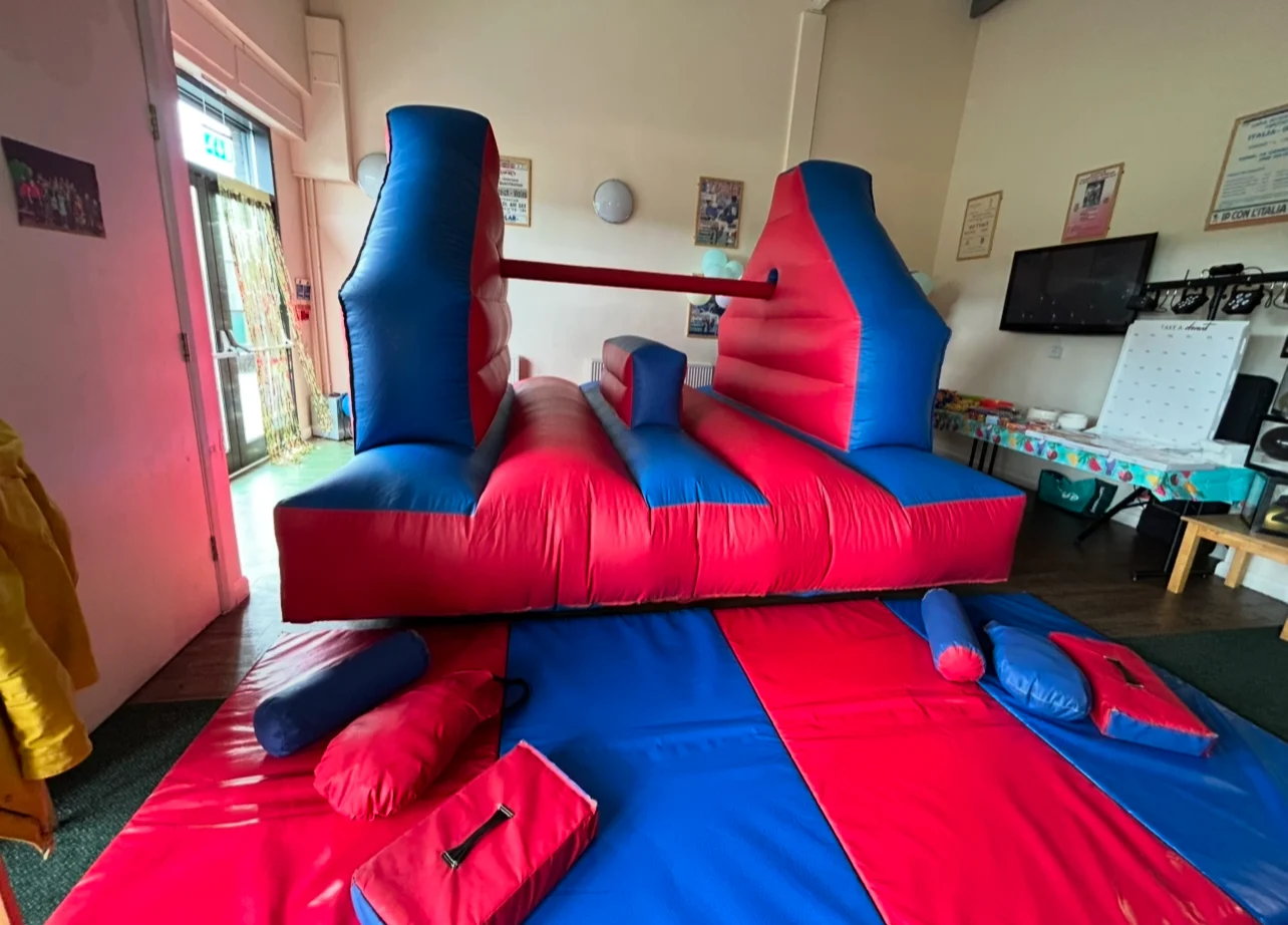 Pillow Wars - Pole Joust Hire Bouncy Bees Bouncy Castle Hire
