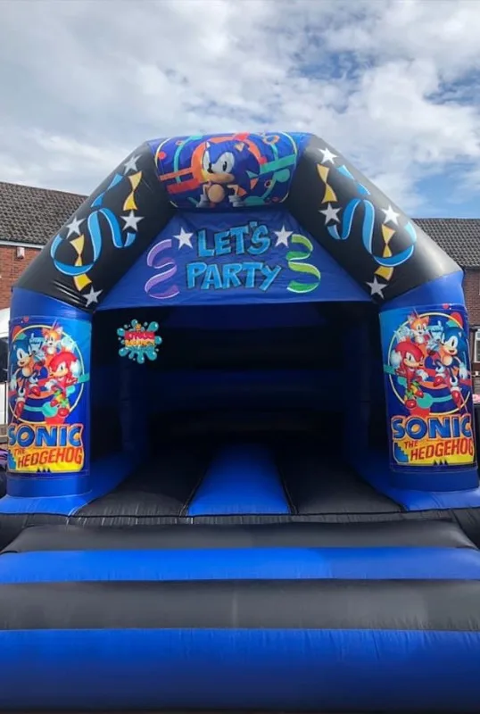 Sonic - Kings Bouncy Castle Hire