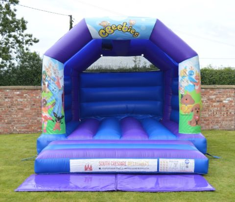 Cbeebies Castle 12ft X 15ft - South Cheshire Inflatables