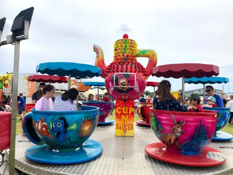 Tea Cup And Saucer Ride For Hire Northern Ireland Ni - Infinity Events