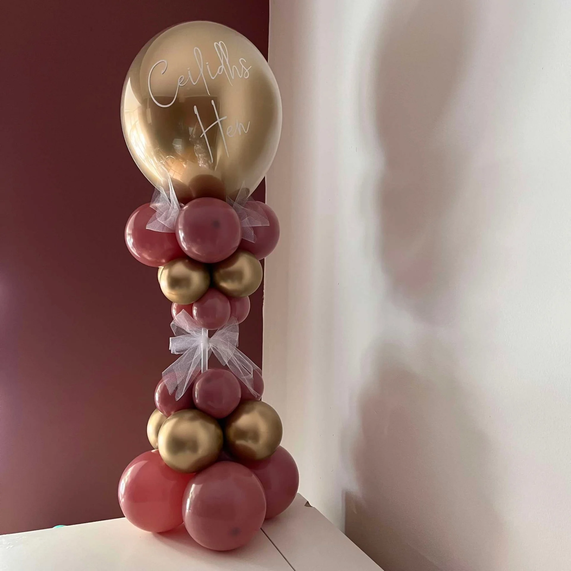 Hen Balloon Table Centrepiece - Bonny Balloons Maynooth