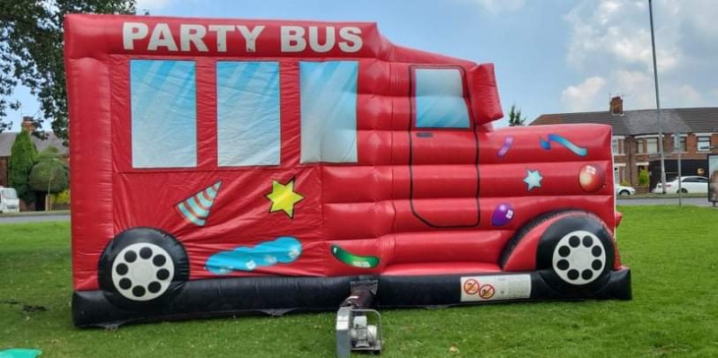 Party Bus 23.1ft X 11.8ft X 12.3ft - Fun 4 All - Inflatable Hire Hull