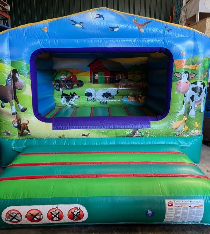 Farmyard Box Bouncy Castle Hire - Cambridgeshire