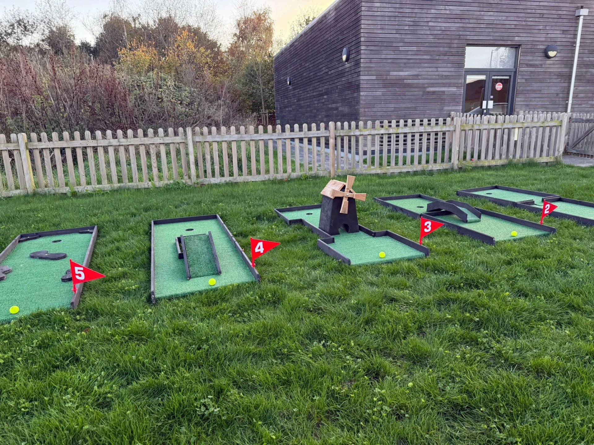 Mini Golf - Funday Kent