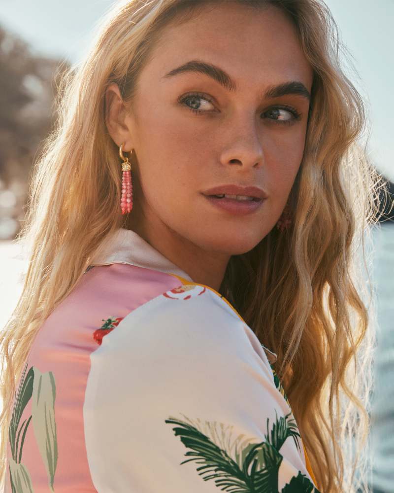 Sylvia Gold Hoop Earrings | Kendra Scott