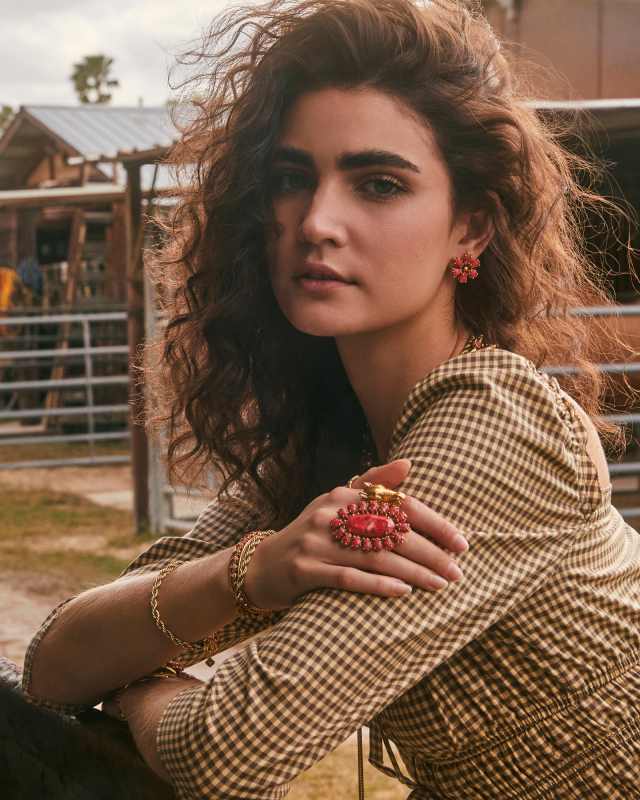 Flynn Vintage Gold Cocktail Ring in Bronze Veined Red Magnesite ...