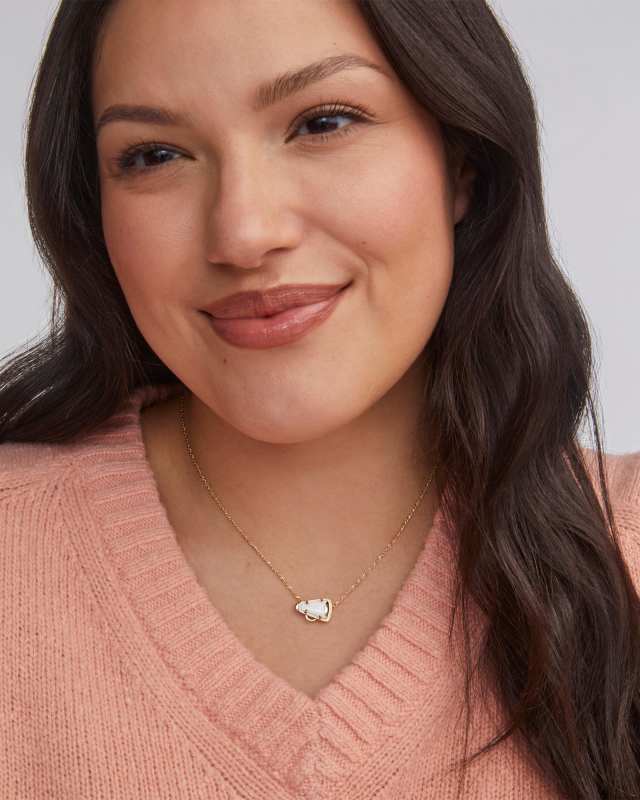 Cheer Gold Short Pendant Necklace in White Mother-of-Pearl | Kendra Scott