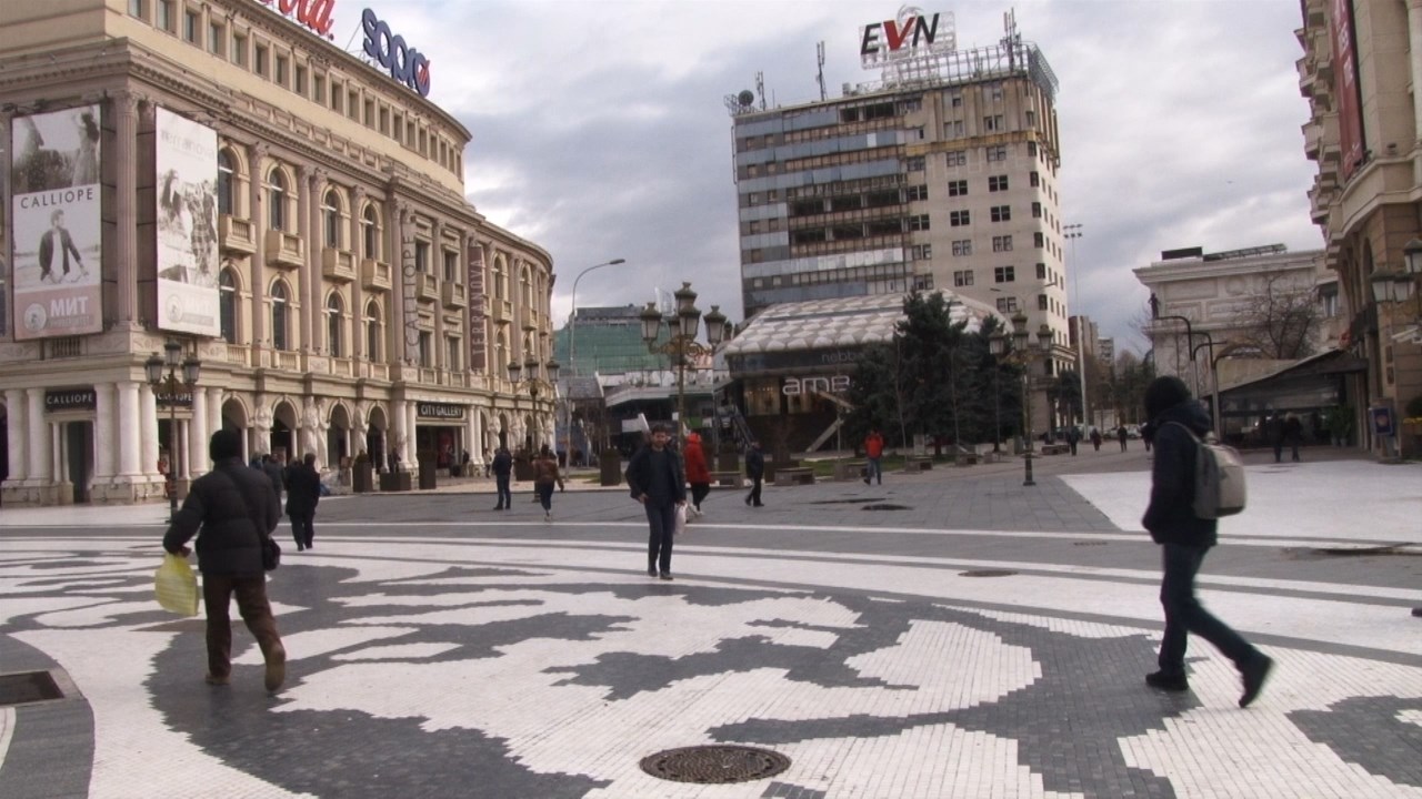 Телевизија 24 ССМ Или од 1 јануари минимална плата 18 000 или штрајк