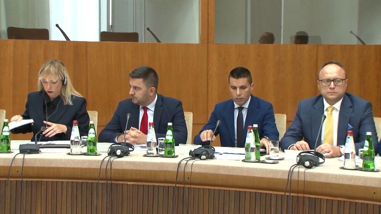 Телевизија 24 Владата не штеди на „пр“ и реклама