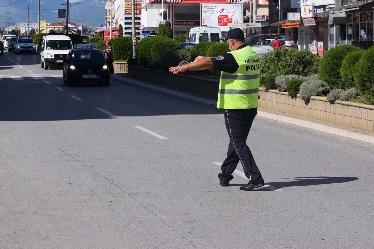 Телевизија 24 Полицијата фаќа возачи кои веќе имат забрана за управување со возило