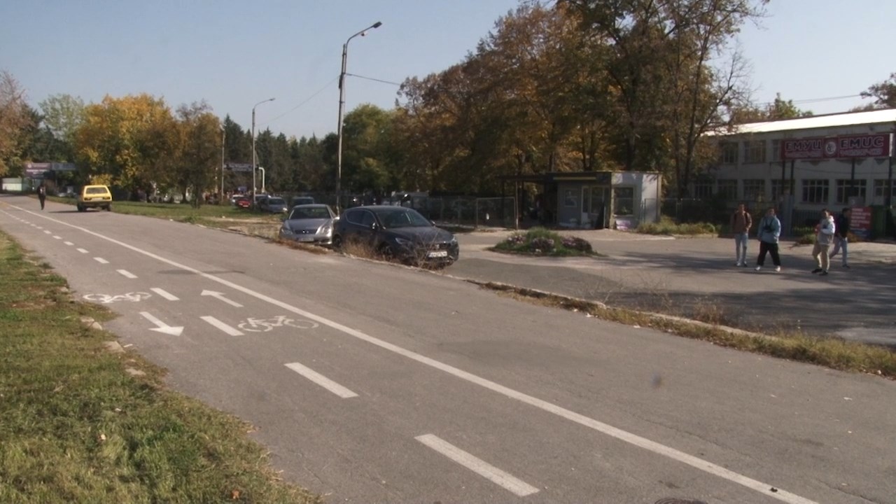 Телевизија 24 МВР Лажни се пријавите за поставени бомби во осумте училиштата во Скопје