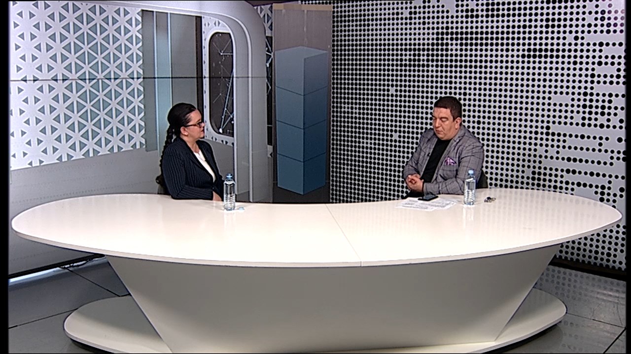 Телевизија 24 Студио 10 Гостување на Фросина Ременски