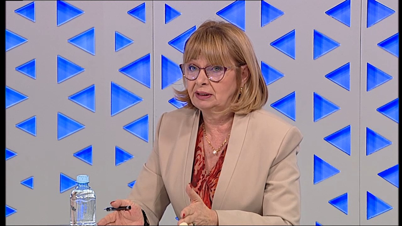 Телевизија 24 Анализа на ТВ 24 Како до уставни измени